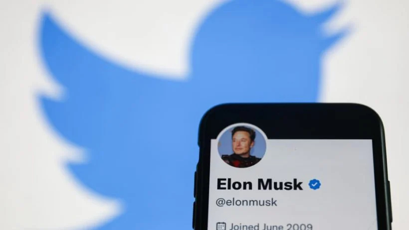 Focus sur les nouveaux badges de certification sur Twitter (encore)